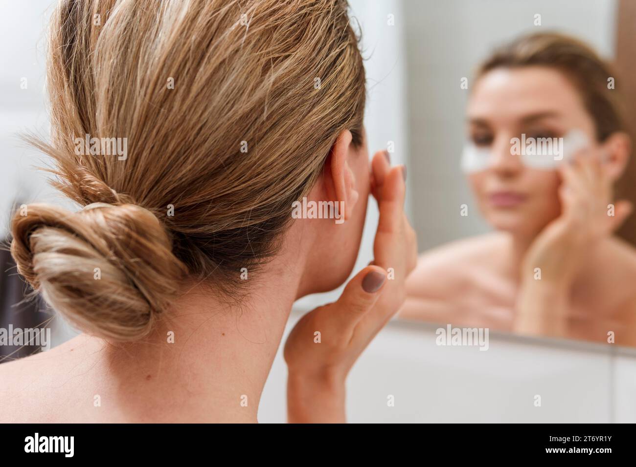 Mirror eye bags hi-res stock photography and images - Alamy