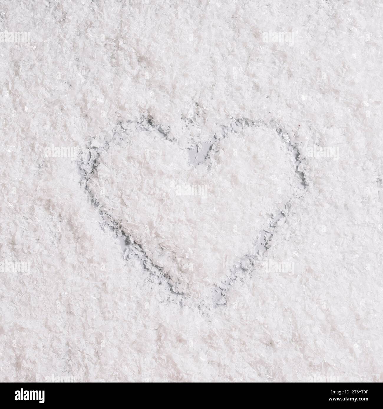 Frozen heart hi-res stock photography and images - Alamy