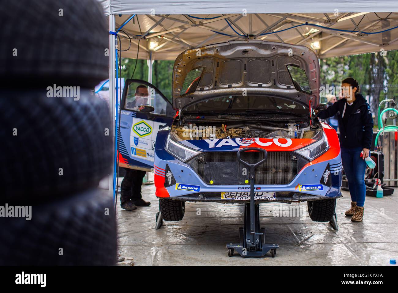 02 TODESCHINI Florent, BARRAL Florian, Hyundai i20N Rally2, ambiance ...
