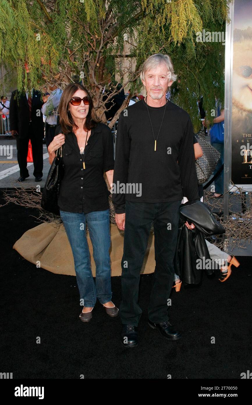 Scott Glenn at the premiere of "Legend of the Guardians: The Owls of Ga ...