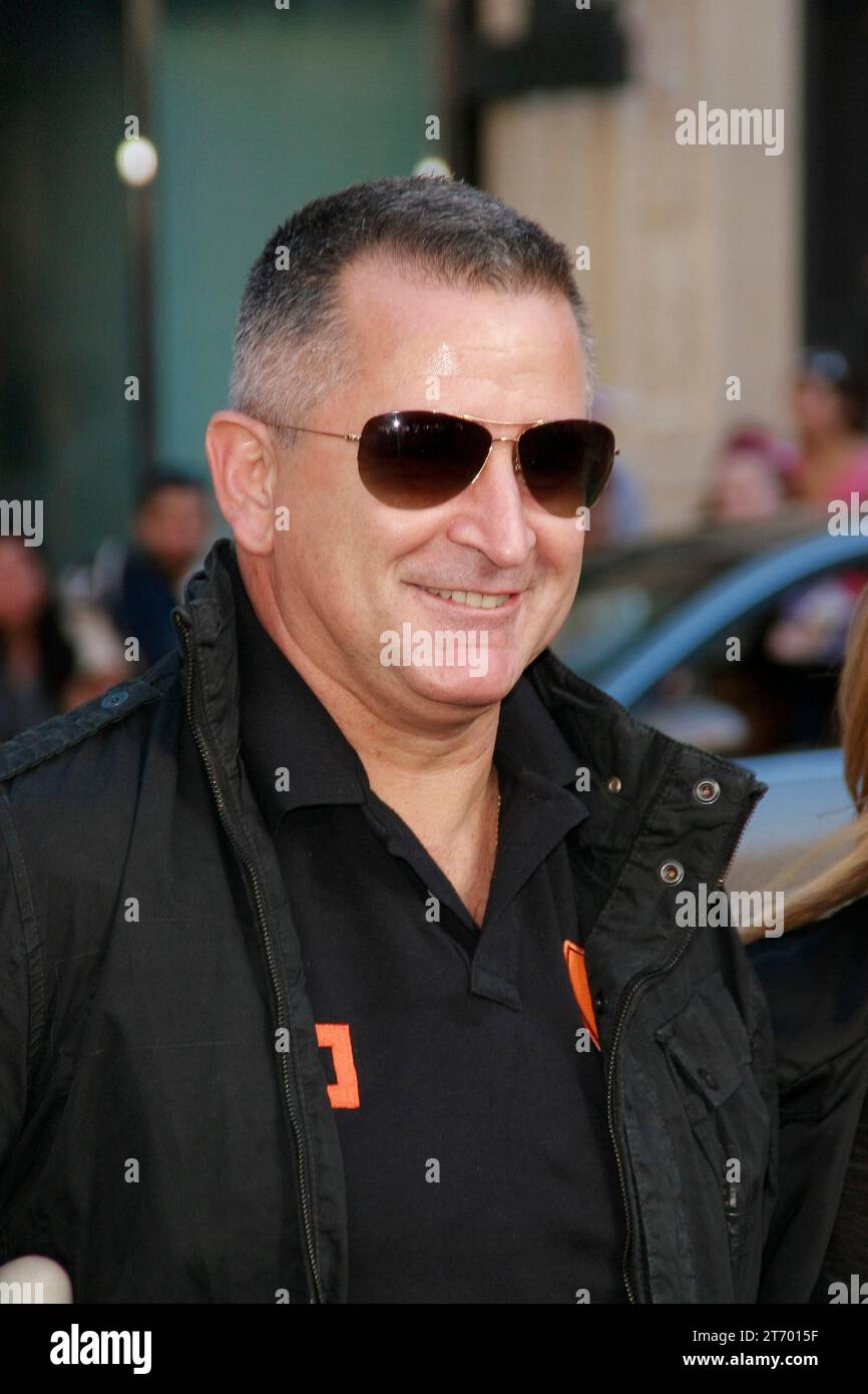 Anthony LaPaglia at the premiere of "Legend of the Guardians: The Owls ...