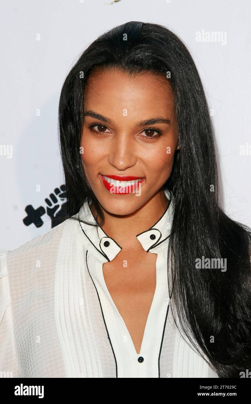 Brooklyn Sudano at the Premiere of "Sinners & Saints ". Arrivals held ...