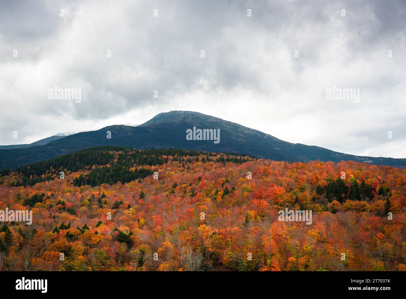 Mount Washington in the White mountains during fall Stock Photo - Alamy