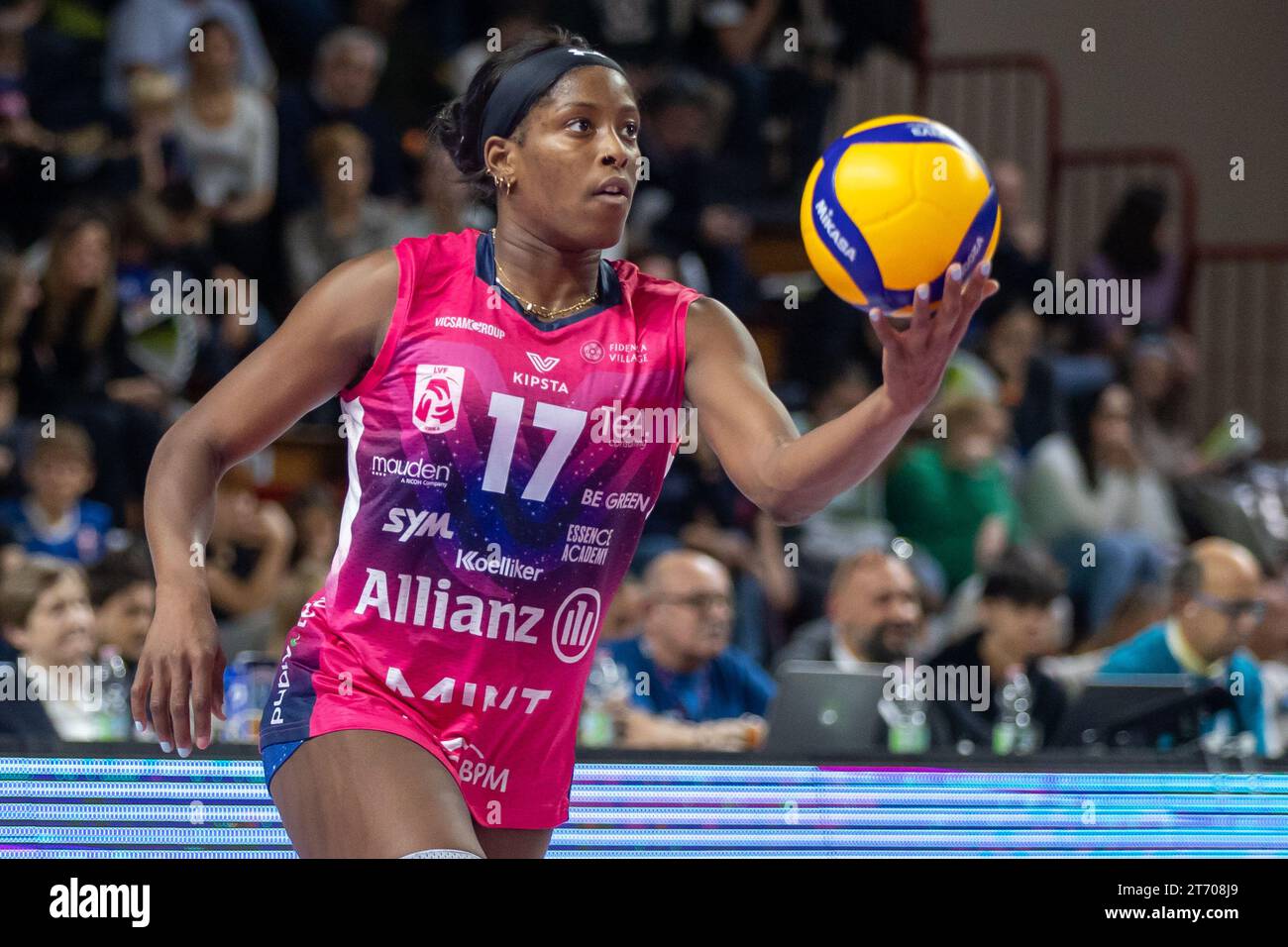 Myriam Sylla (Allianz VV Milano) at service during Igor Gorgonzola ...