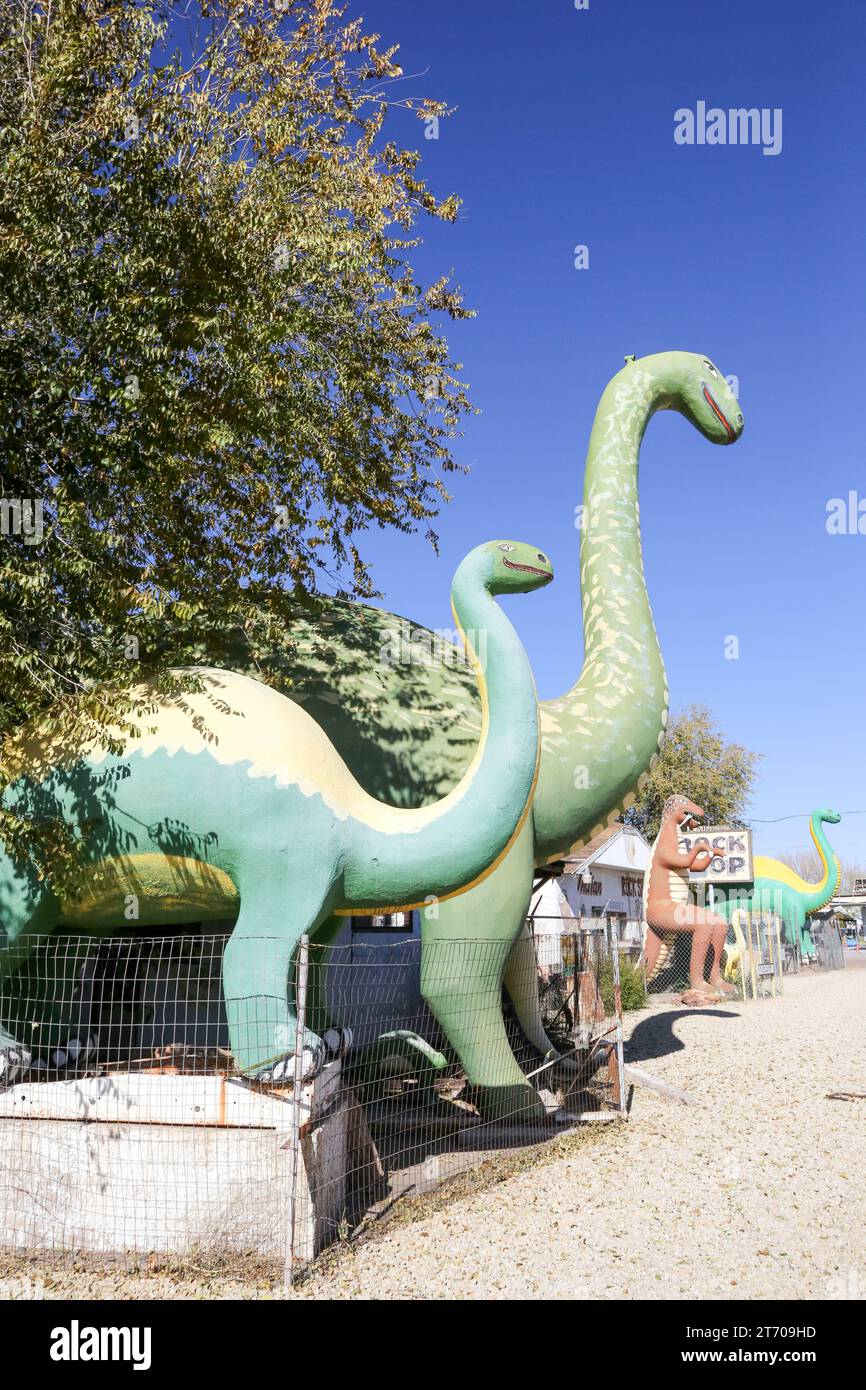 Rainbow Rock Shop in Holbrook, Arizona Stock Photo - Alamy