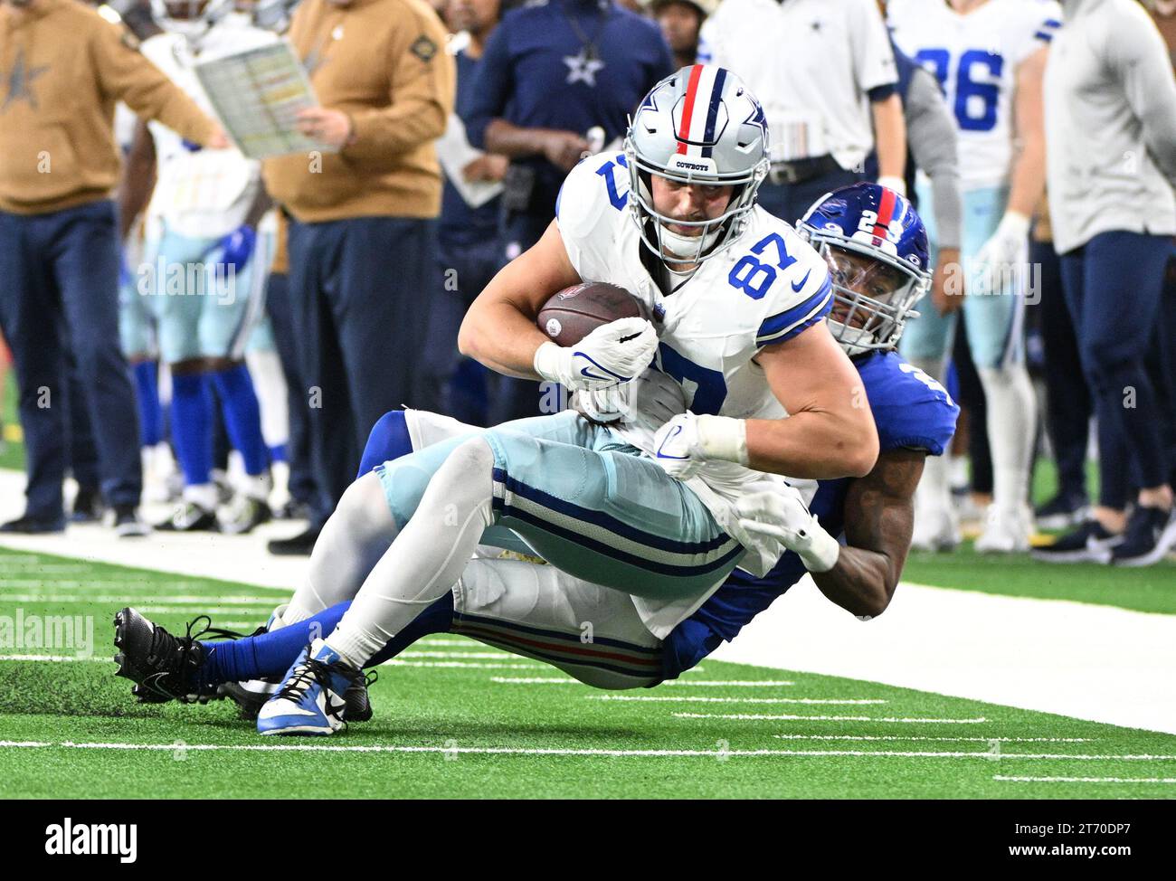 Arlington, United States. 12th Nov, 2023. Dallas Cowboys Jake Furguson ...