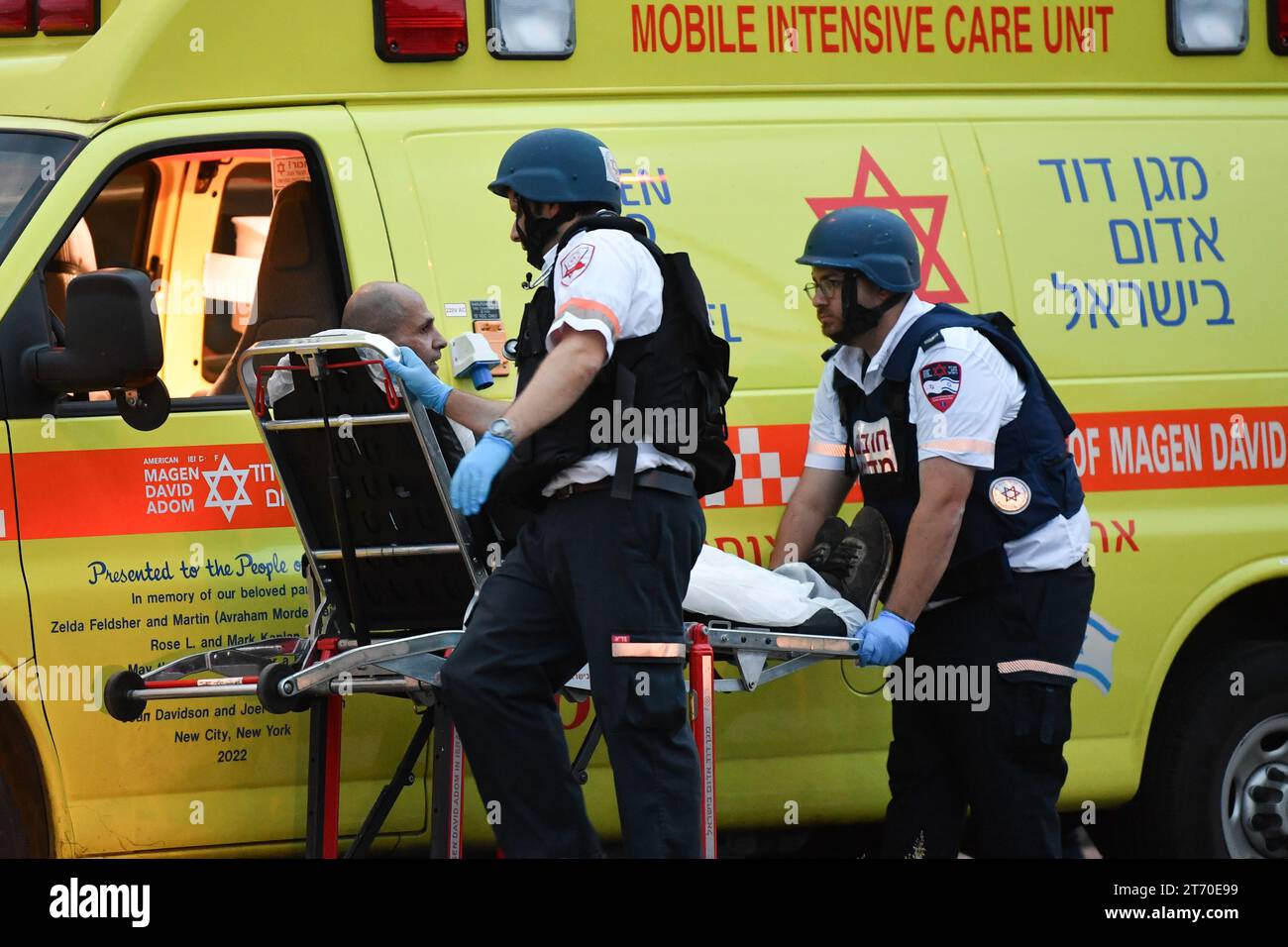 Sayyed hassan nasrallah hezbollah 2023 hi-res stock photography and ...