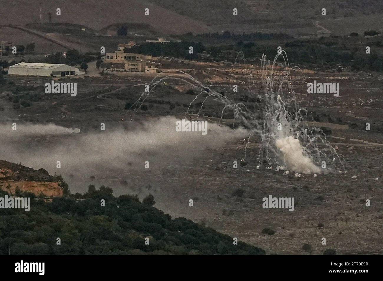 (231113) -- MOSHAV DOVEV, Nov. 13, 2023 (Xinhua) -- Israeli Army's ...