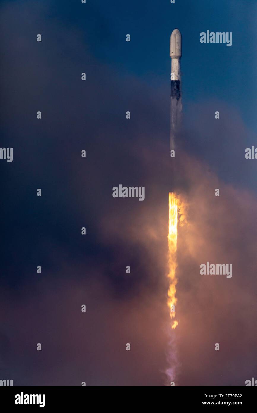 Litoff Photos In & Out of the clouds by SpaceX Falcon 9 SES Satellites ...