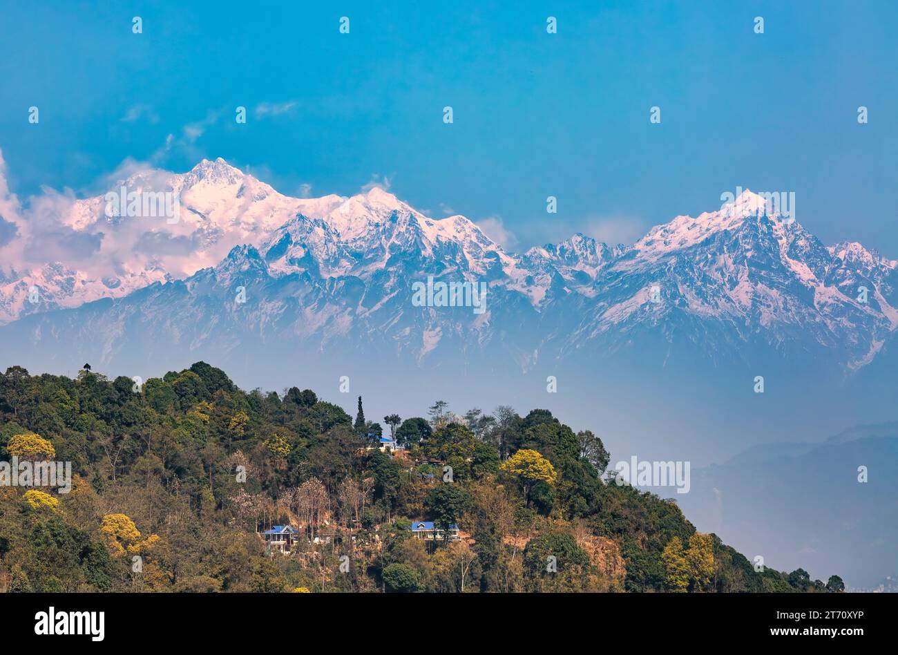Kanchenjunga Himalayan mountain range as seen from Tinchuley village in ...