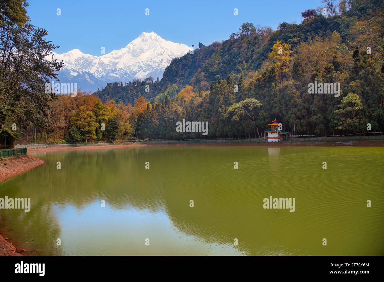 Himalayan lake sikkim india hi-res stock photography and images - Alamy