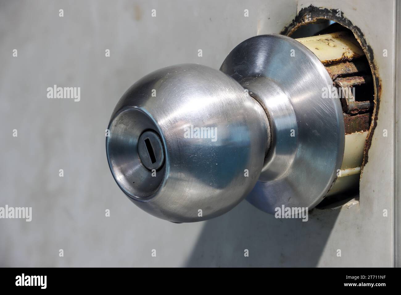 Bad design door handle hi-res stock photography and images - Alamy