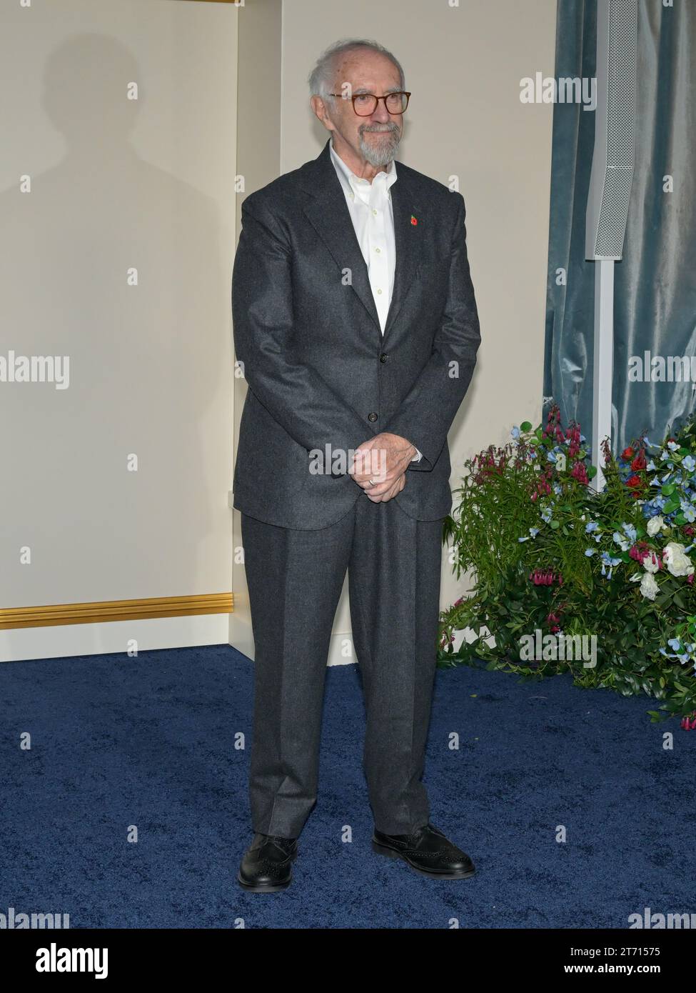 Westwood, California, USA. 12th Nov, 2023. Jonathan Pryce. Los Angeles ...
