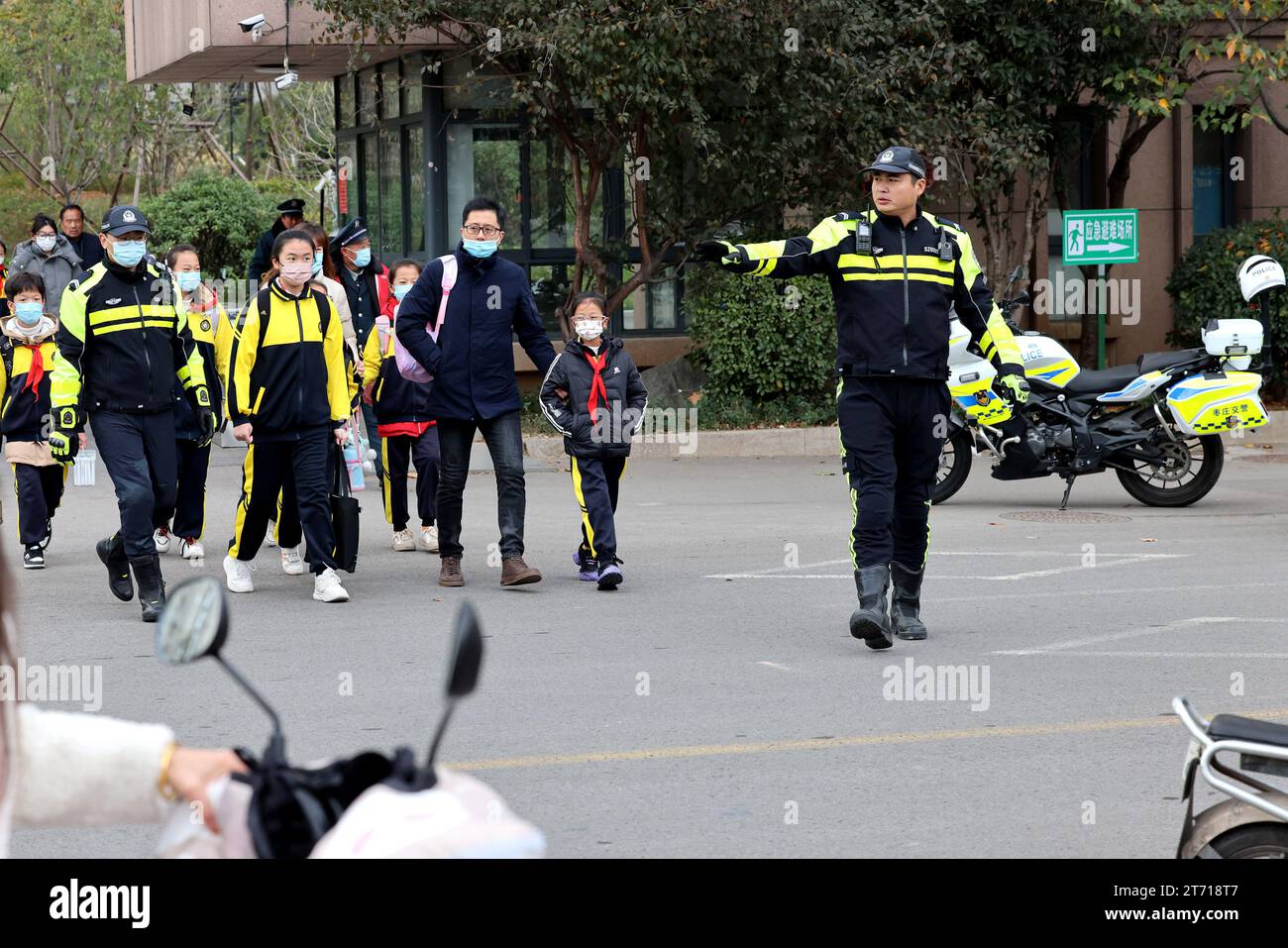 ZAOZHUANG, CHINA - NOVEMBER 13, 2023 - A traffic policeman guards ...