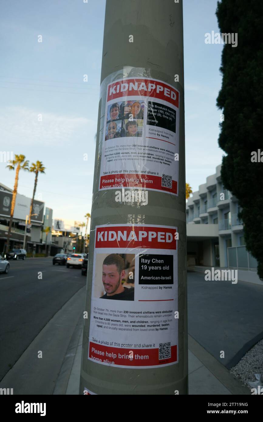 Kidnapped flyers hi-res stock photography and images - Alamy