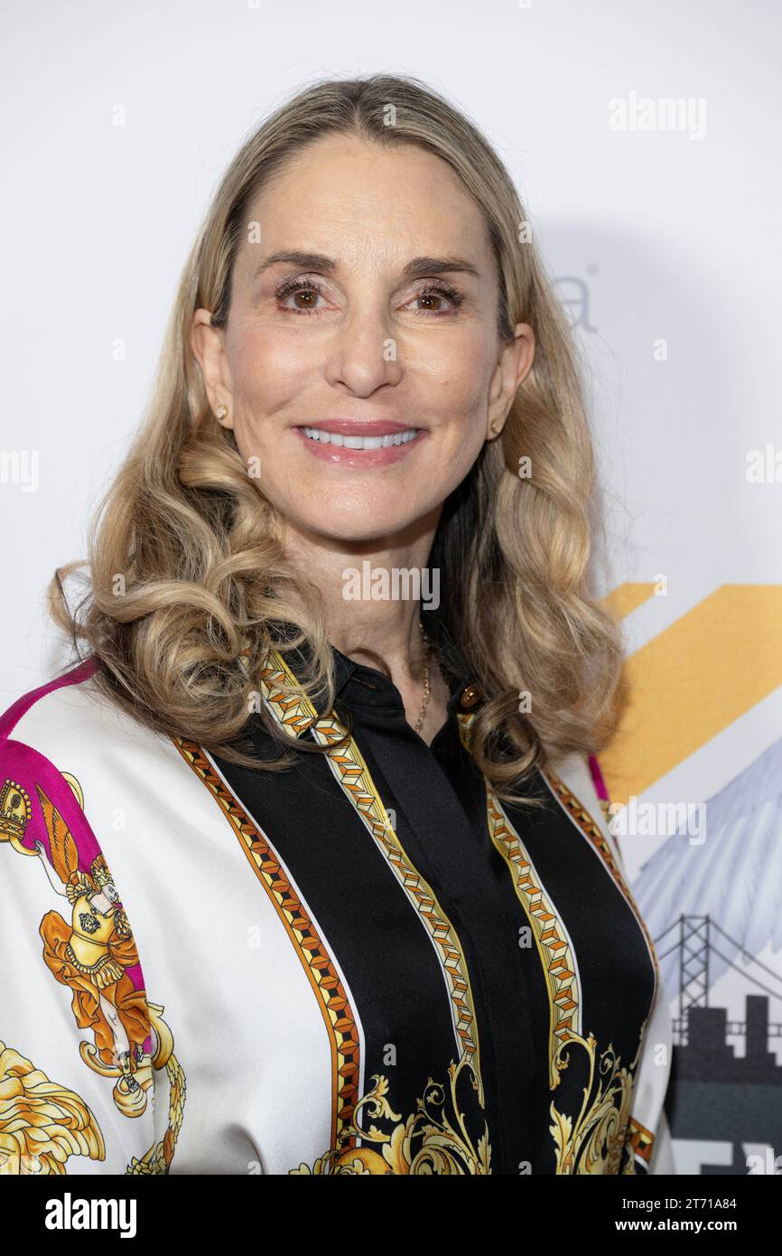 Mari Beach's Instagram, Twitter & Facebook on IDCrawl