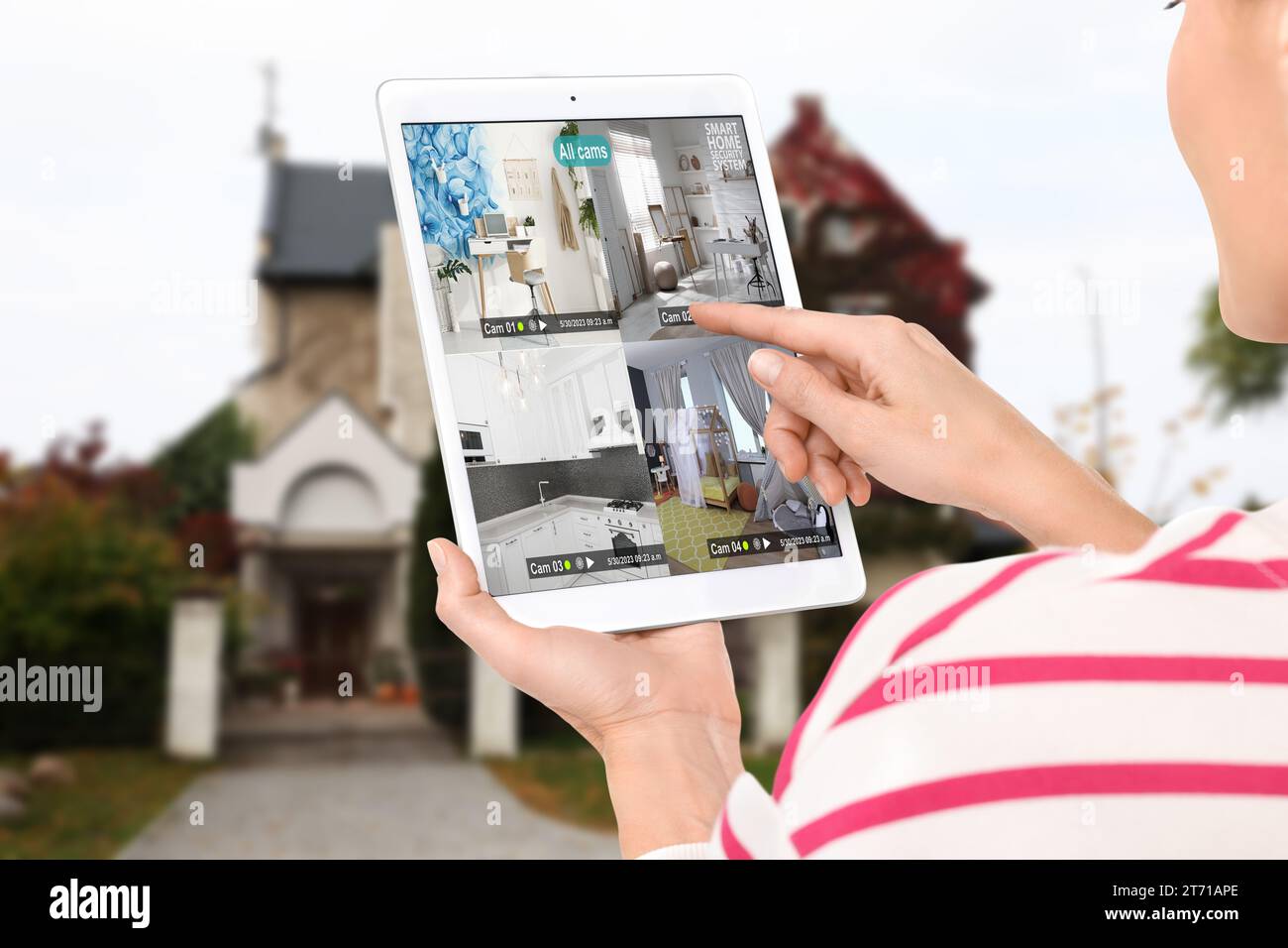 Online security guard fence hi-res stock photography and images - Alamy