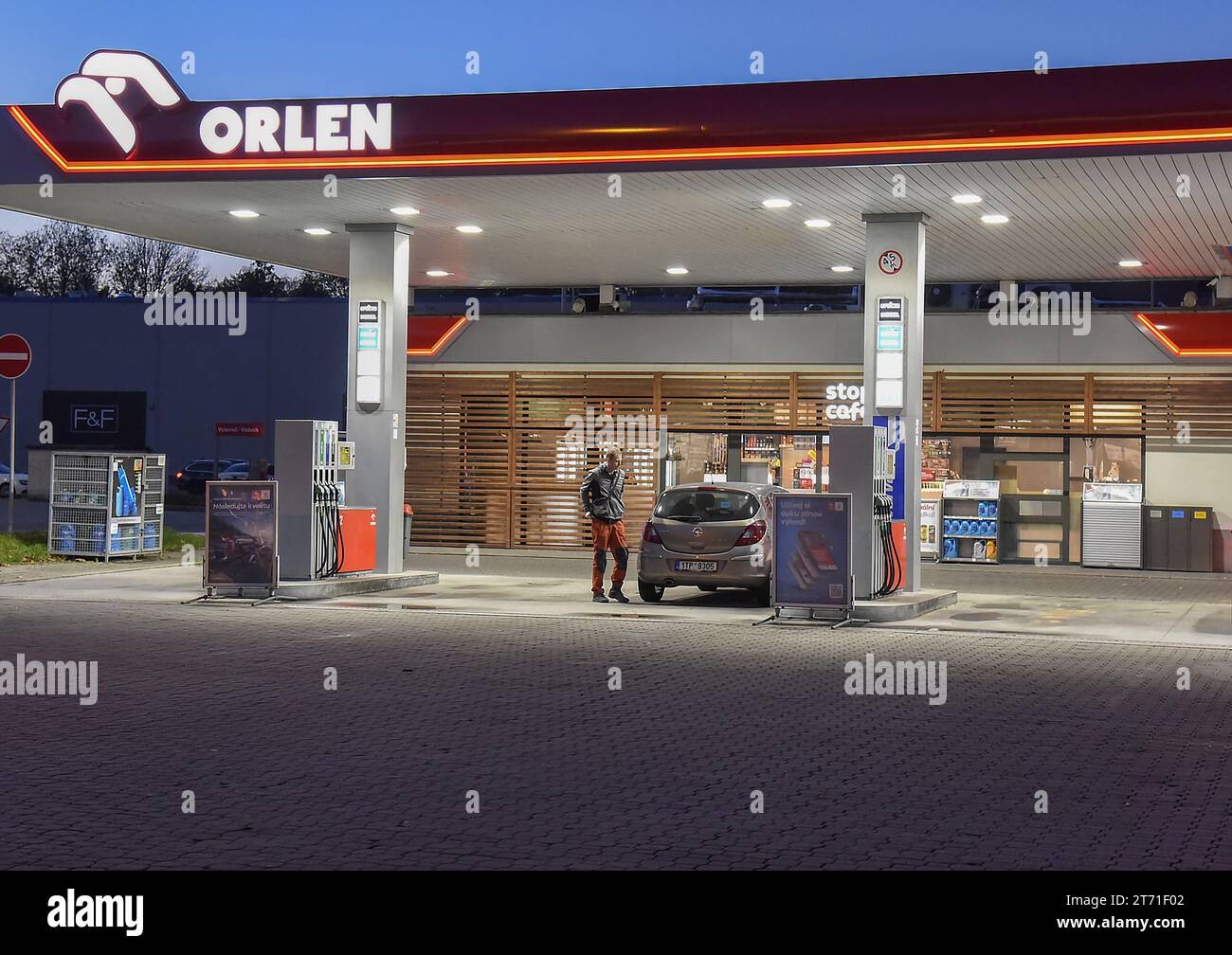 The price of petrol Natural 95 is now stagnating after a drop in ...