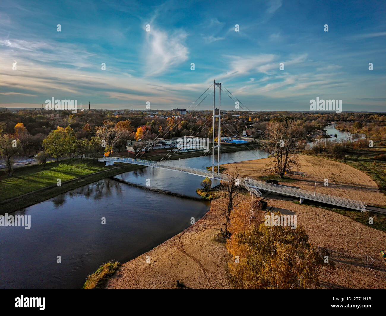 Beach bridge city riverside hi-res stock photography and images - Alamy