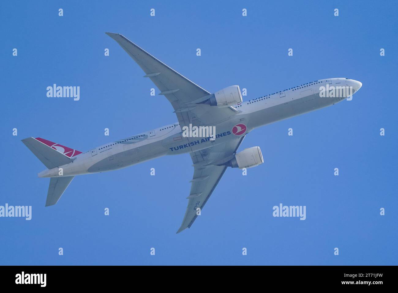 ISTANBUL, TURKIYE - MAY 01, 2023: Turkish Airlines Boeing 777-3F2ER ...