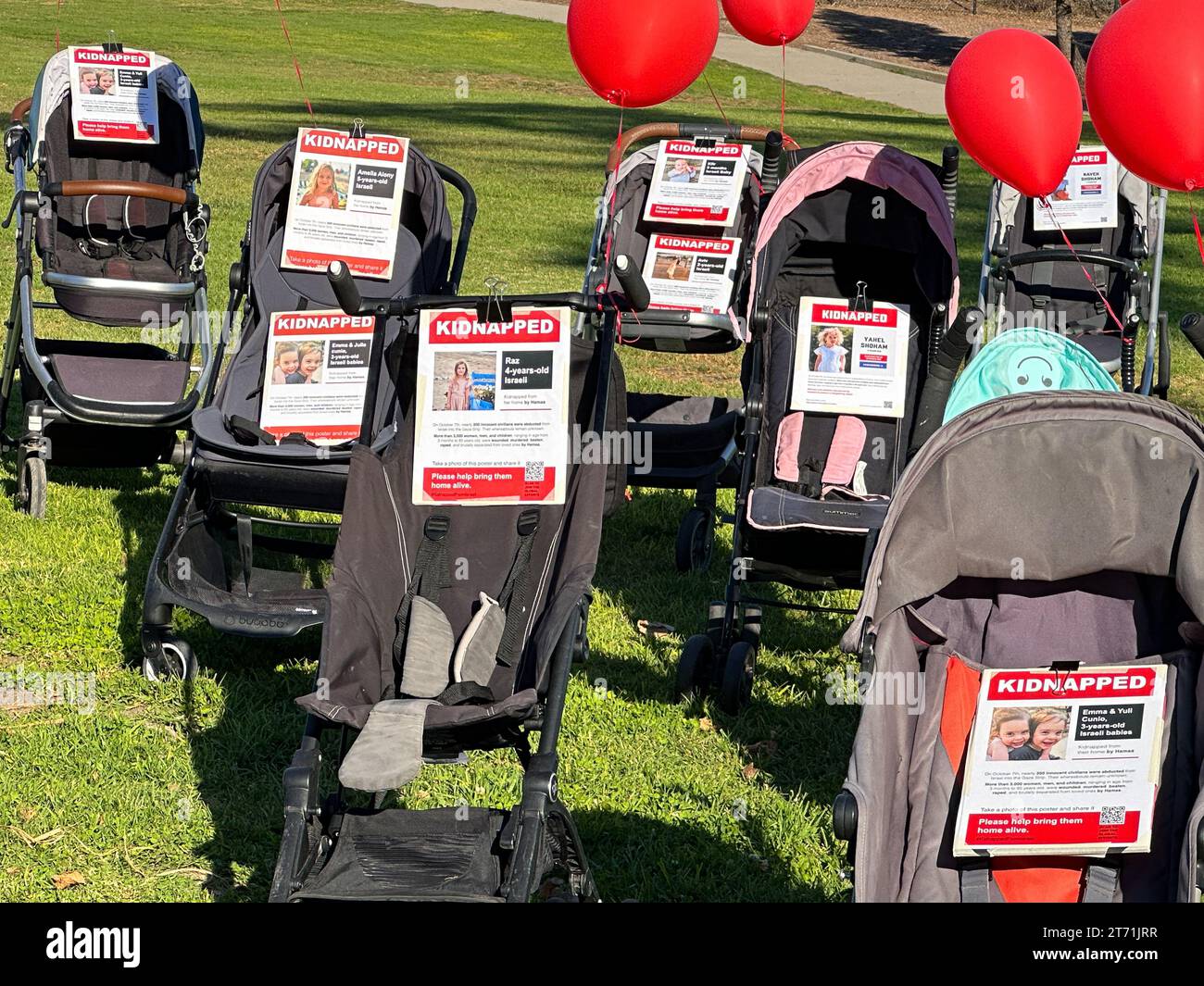 Posters of kidnapped israeli children hi-res stock photography and ...