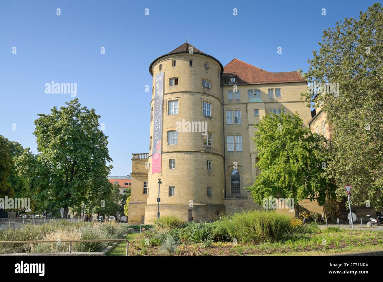 Altes Schloß mit Landesmuseum Württemberg und Kindermuseum ...