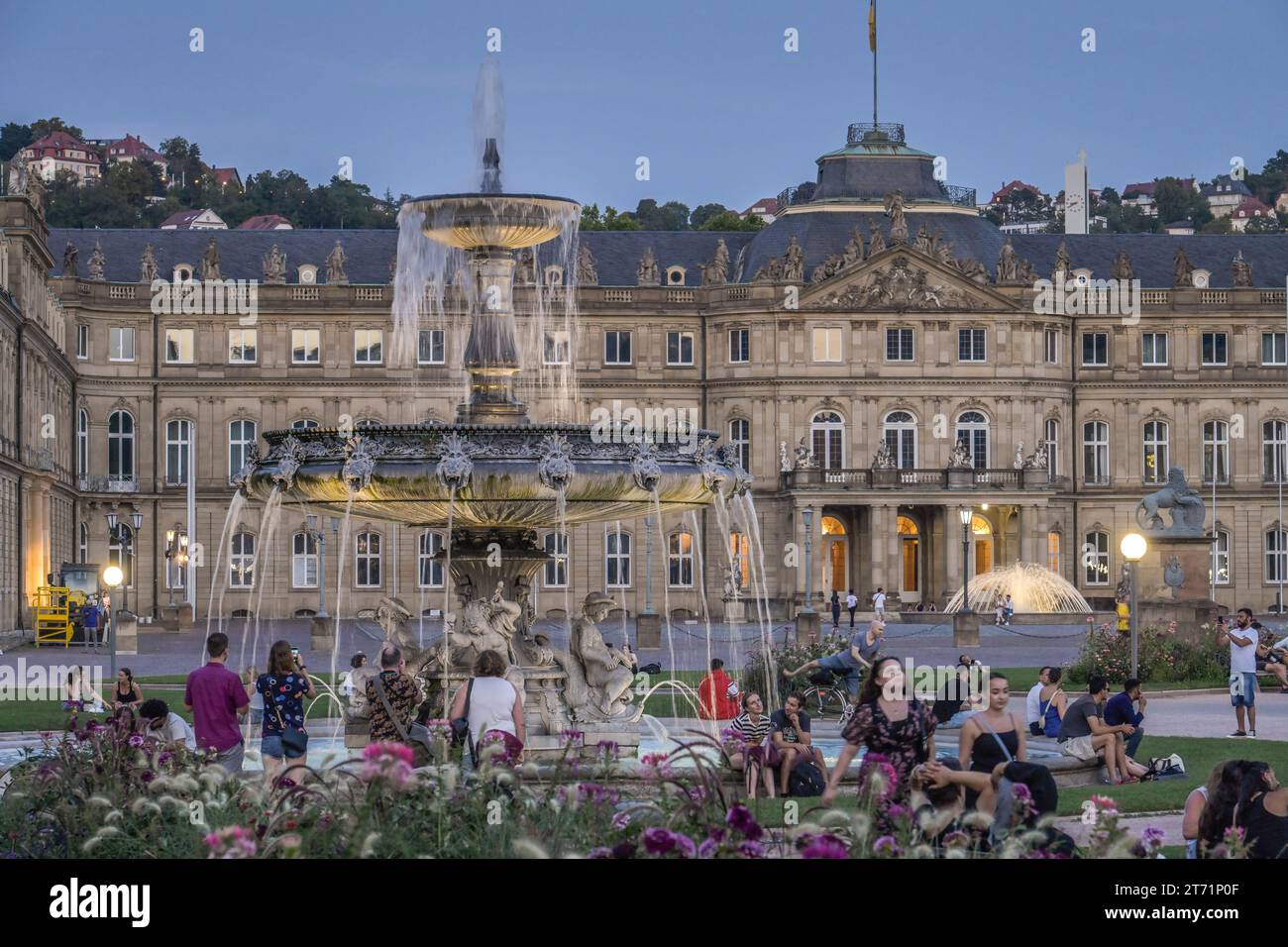 Schloßplatzspringbrunnen, Menschen, Freizeit, Neues Schloß, Schloßplatz ...