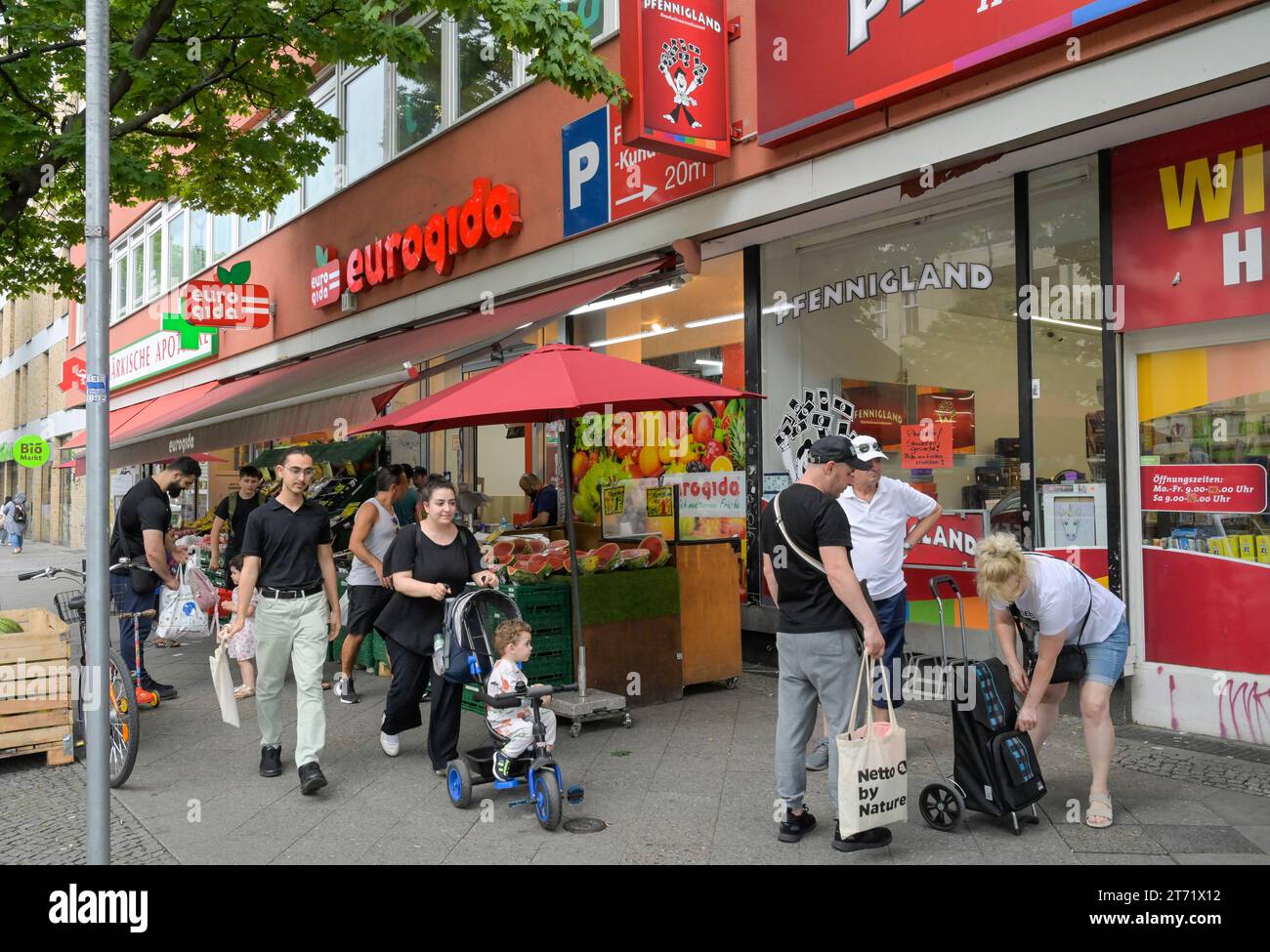 Türkischer Supermarkt, Eurogida, Straßenszene, Müllerstraße, Wedding ...