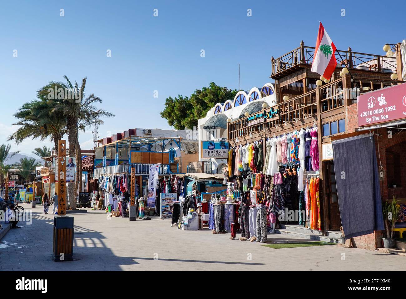 Straßenszene, Restaurants, Geschäfte, Masbat, Lighthouse Road, Dahab ...
