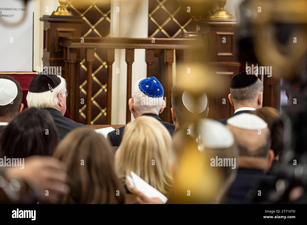 Bundespräsident Frank-Walter Steinmeier, der Präsident des Zentralrates ...