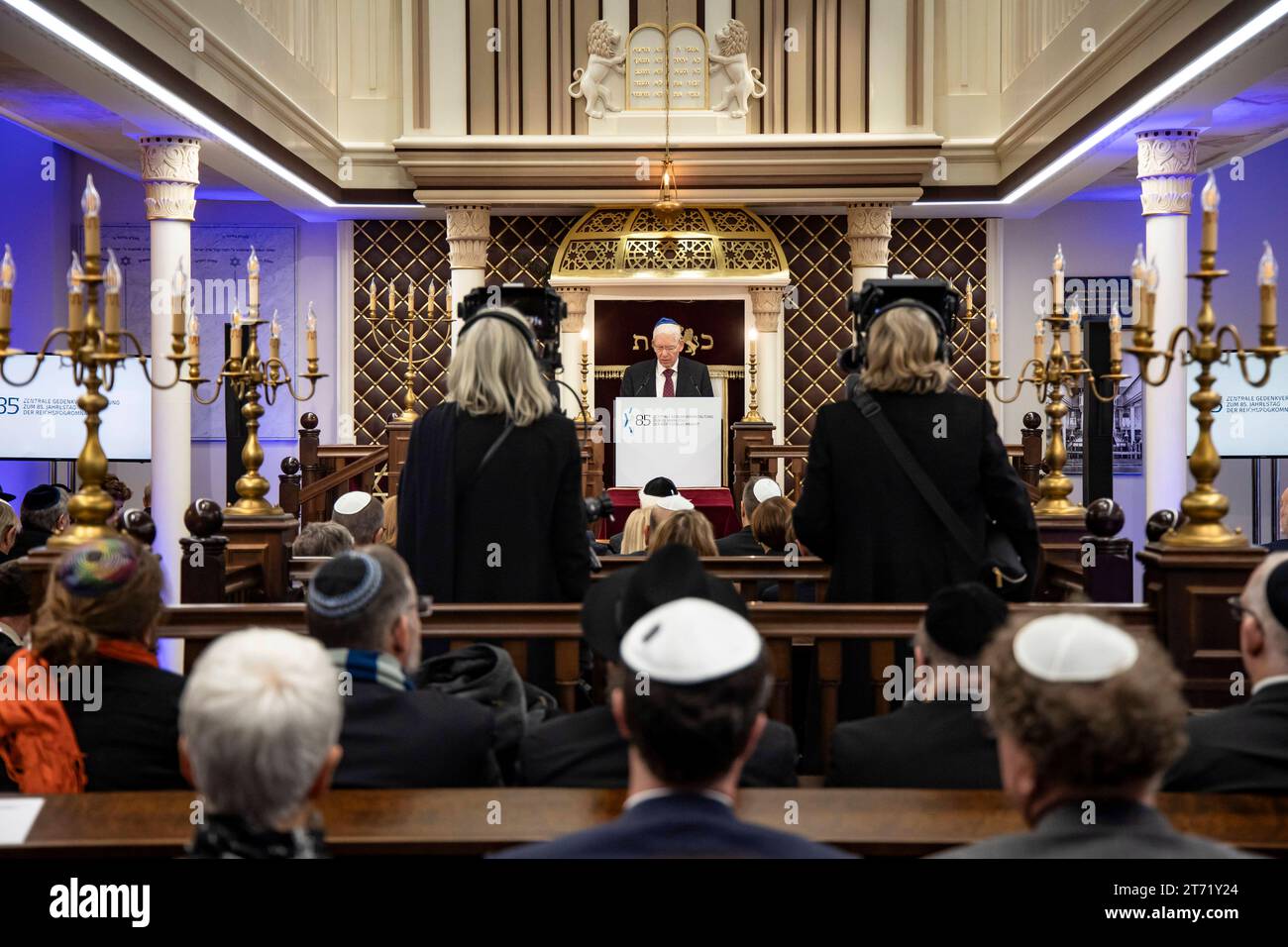 Der Präsident des Zentralrats der Juden in Deutschland Joseph Schuster ...