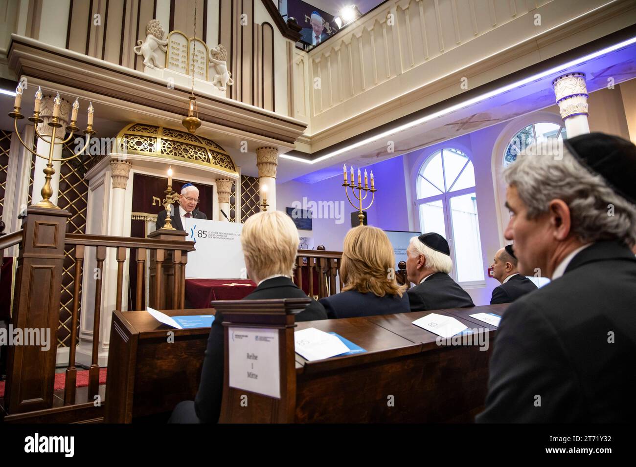 Der Präsident des Zentralrats der Juden in Deutschland Joseph Schuster ...