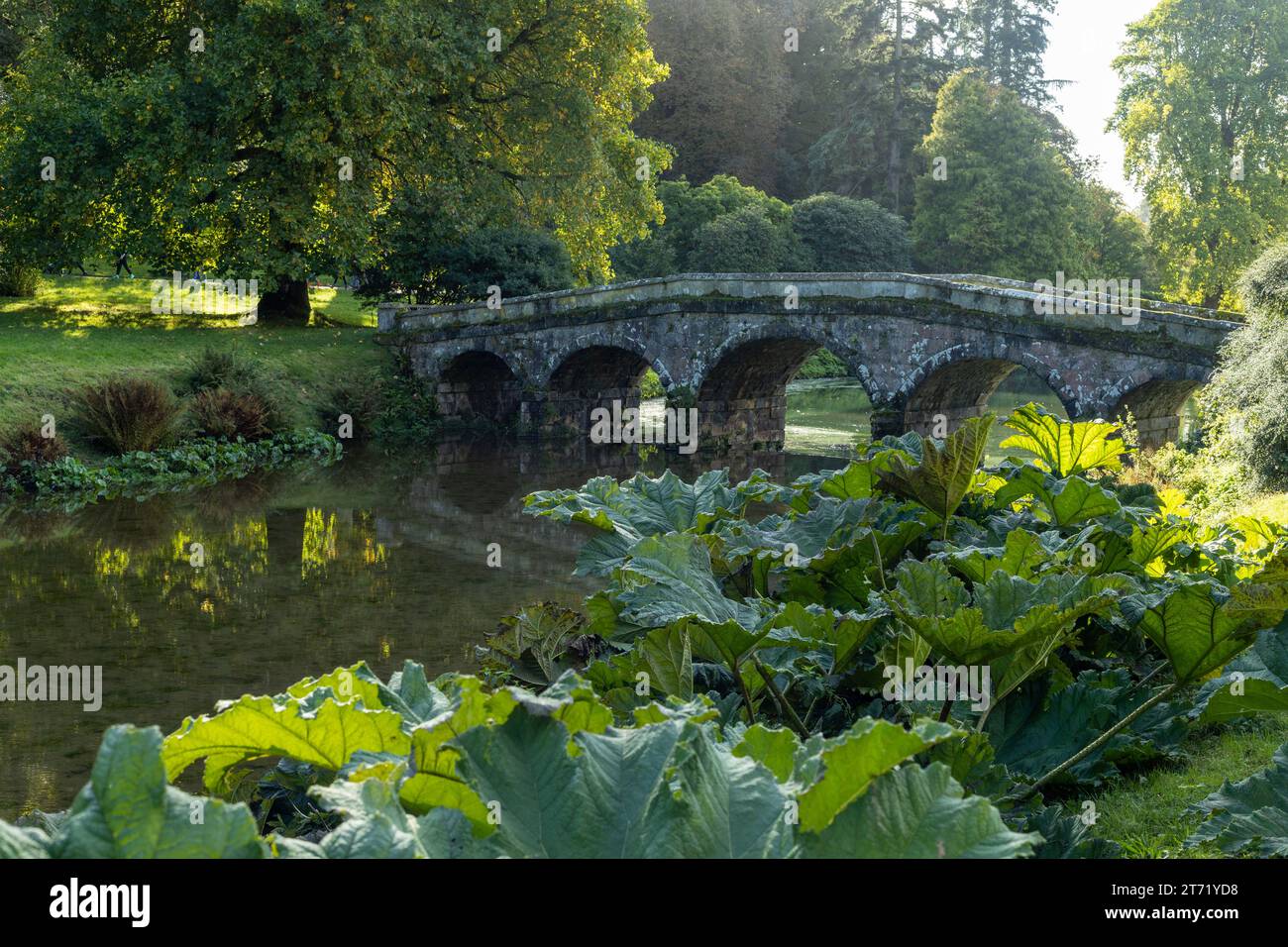 Palladian Bridge in Stourhead Stock Photo - Alamy