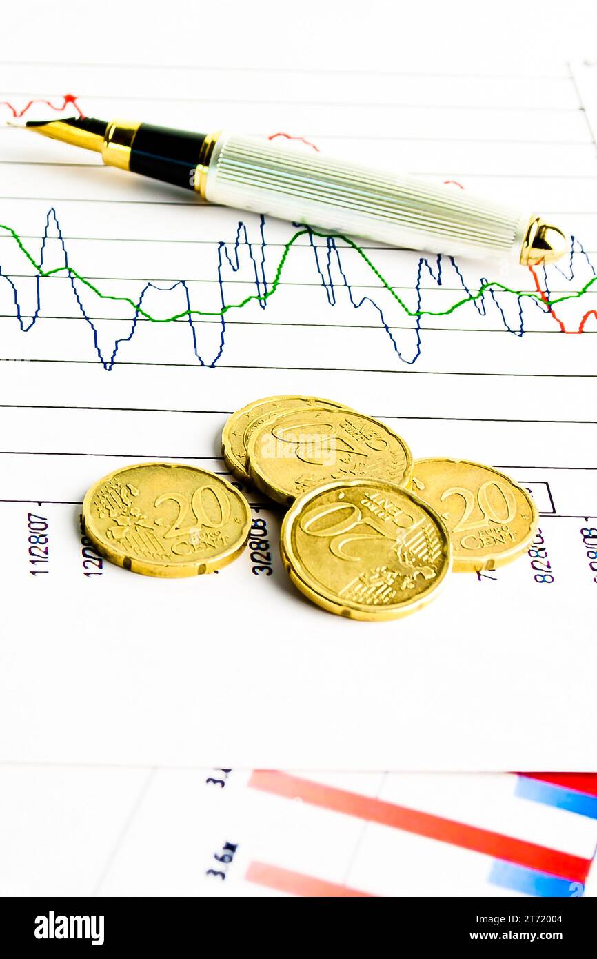Gold coins dollar chart hi-res stock photography and images - Alamy