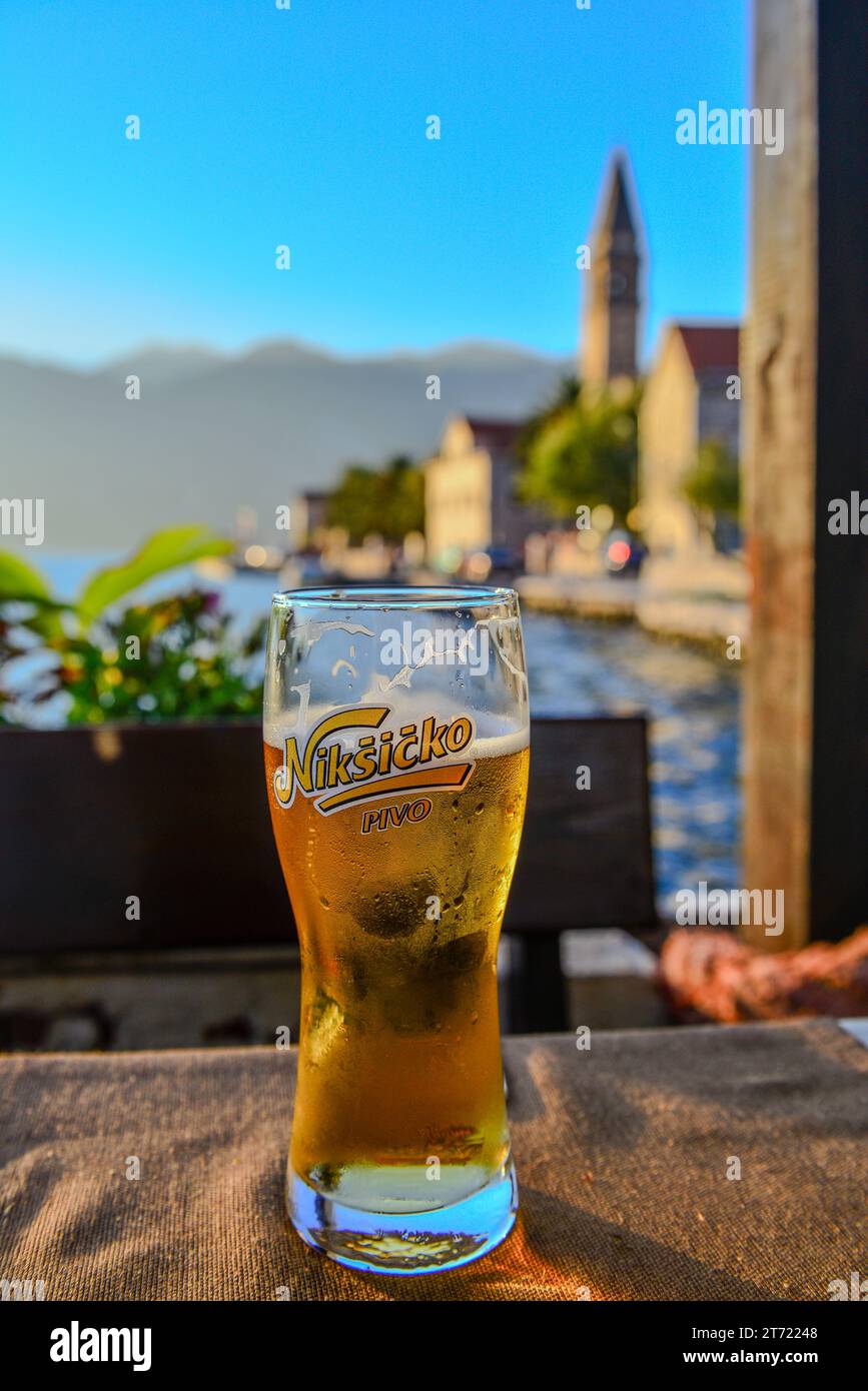 Marvelled hi-res stock photography and images - Alamy