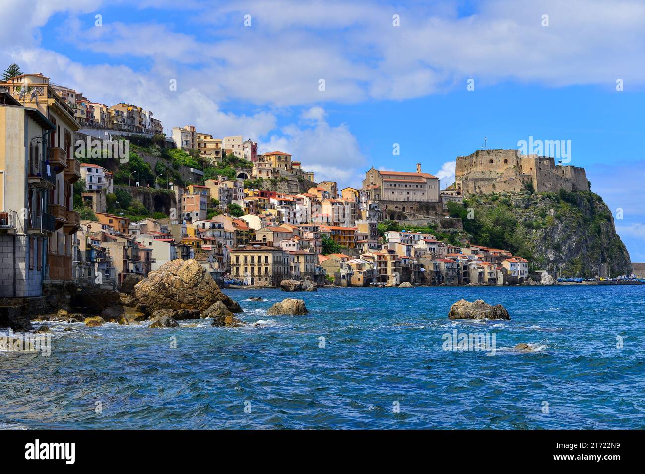 Holiday towns of calabria hi-res stock photography and images - Alamy