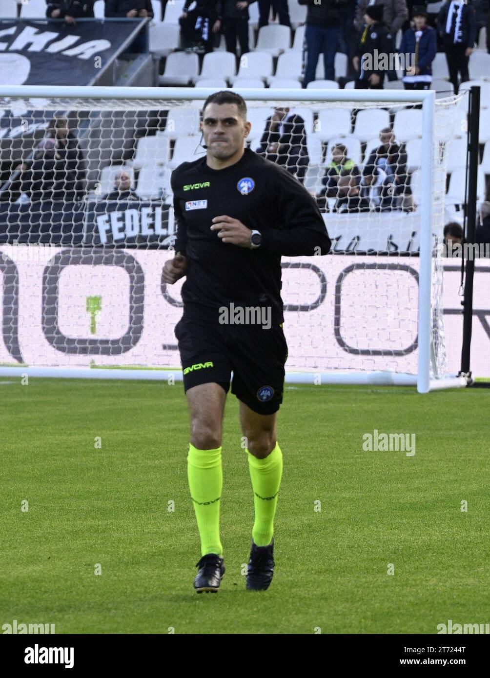 Simone Sozza (Referee) during Spezia Calcio vs Ternana Calcio, Italian ...