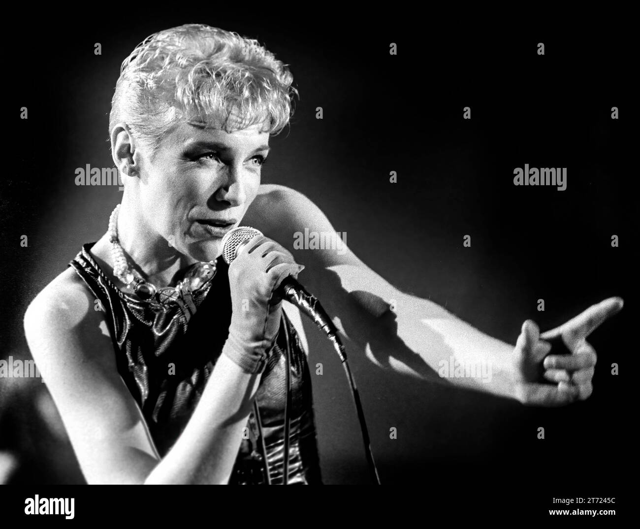 Annie Lennox singer of the Eurythmics in concert called Touch in De ...