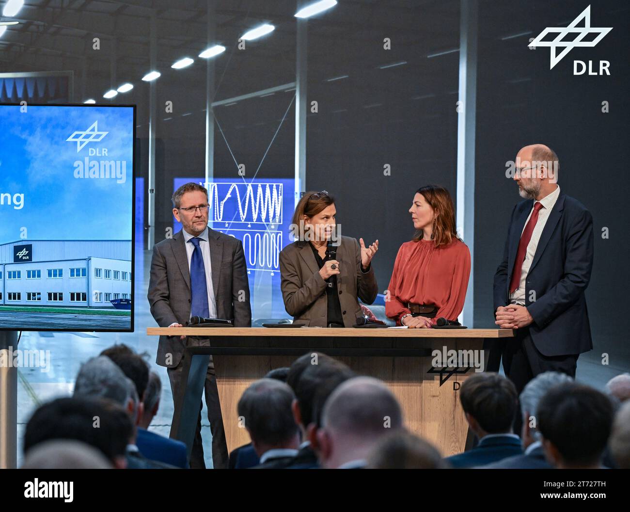 Cottbus, Germany. 13th Nov, 2023. Heiko Witte (l-r), Managing Director ...
