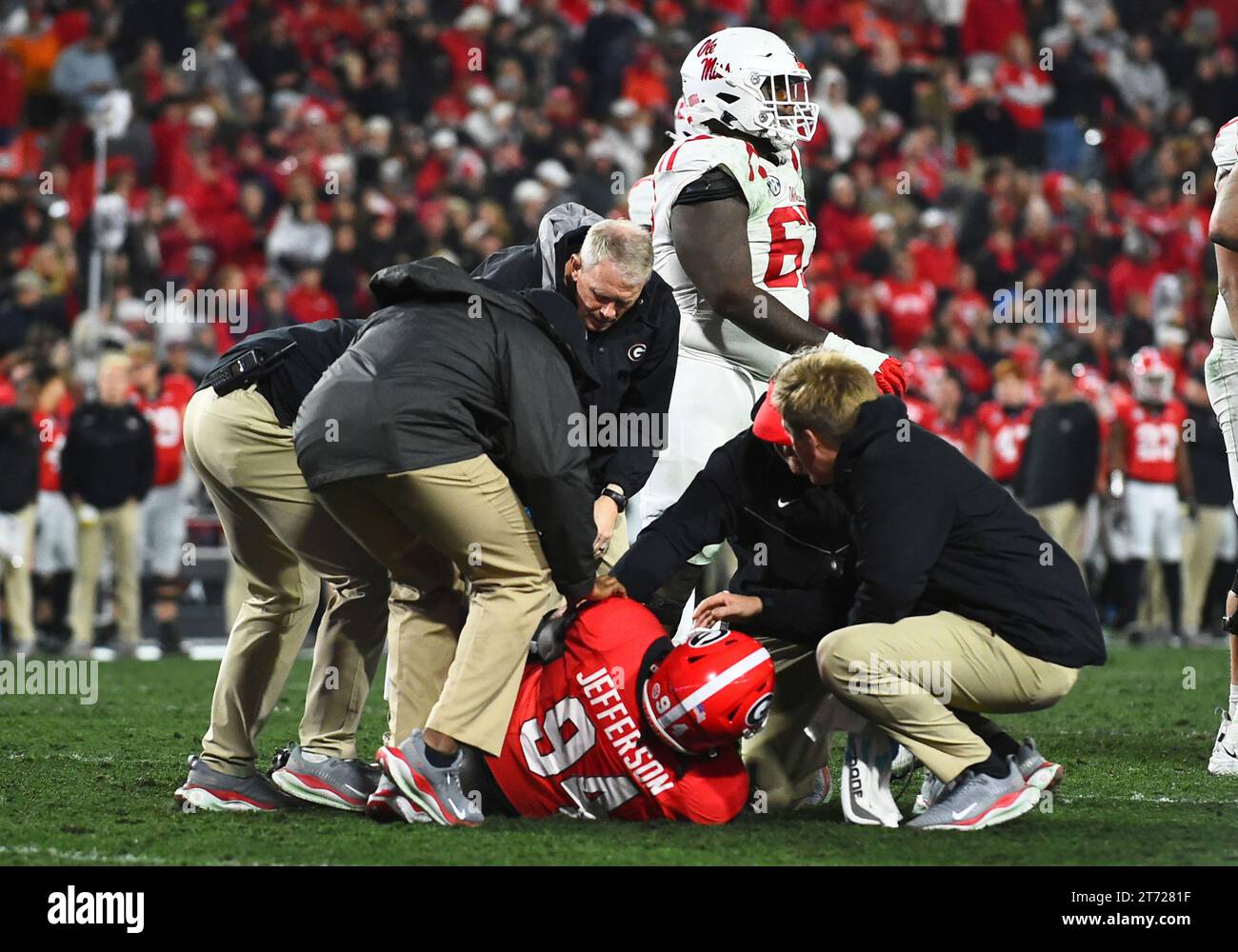 ATHENS, GA - NOVEMBER 11: Georgia Bulldogs Director of Sports Medicine ...