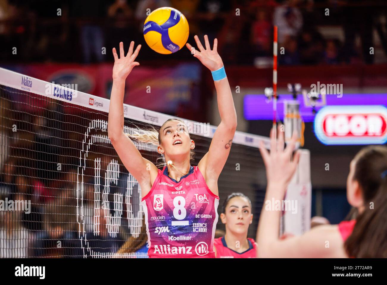 Novara, Italy. 12th Nov, 2023. Alessia Orro warm up during Igor ...