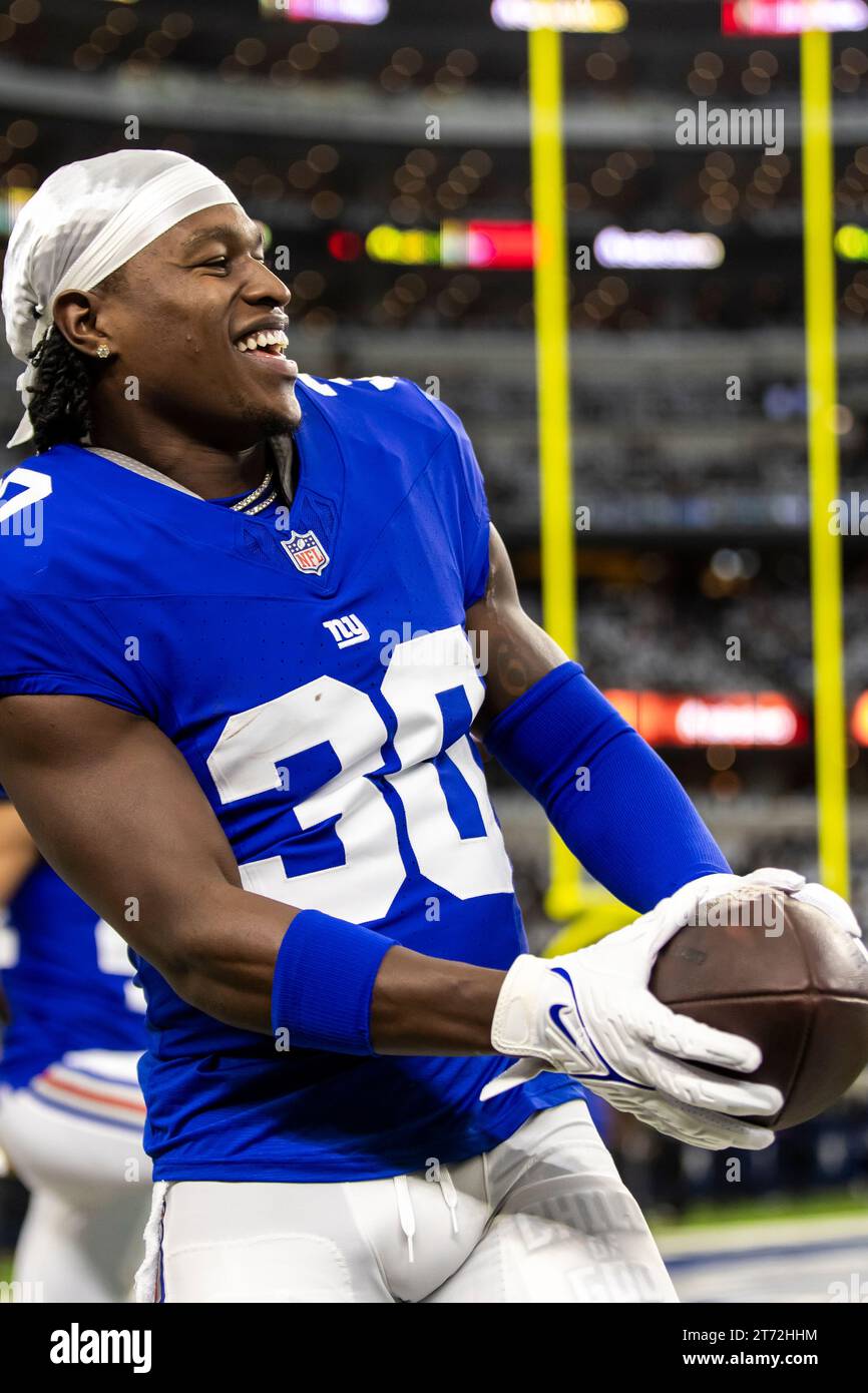 New York Giants cornerback Darnay Holmes (30) is seen before the first ...
