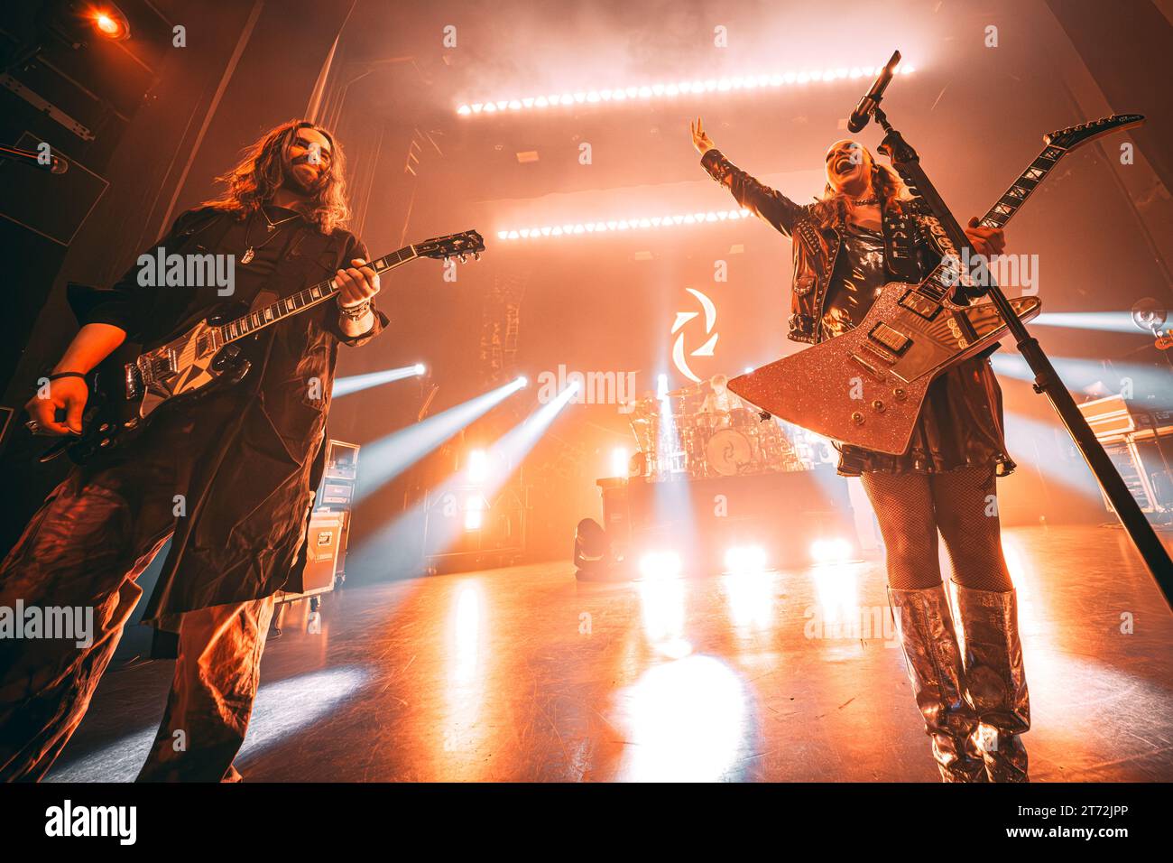 Joe hottinger on stage hi-res stock photography and images - Alamy