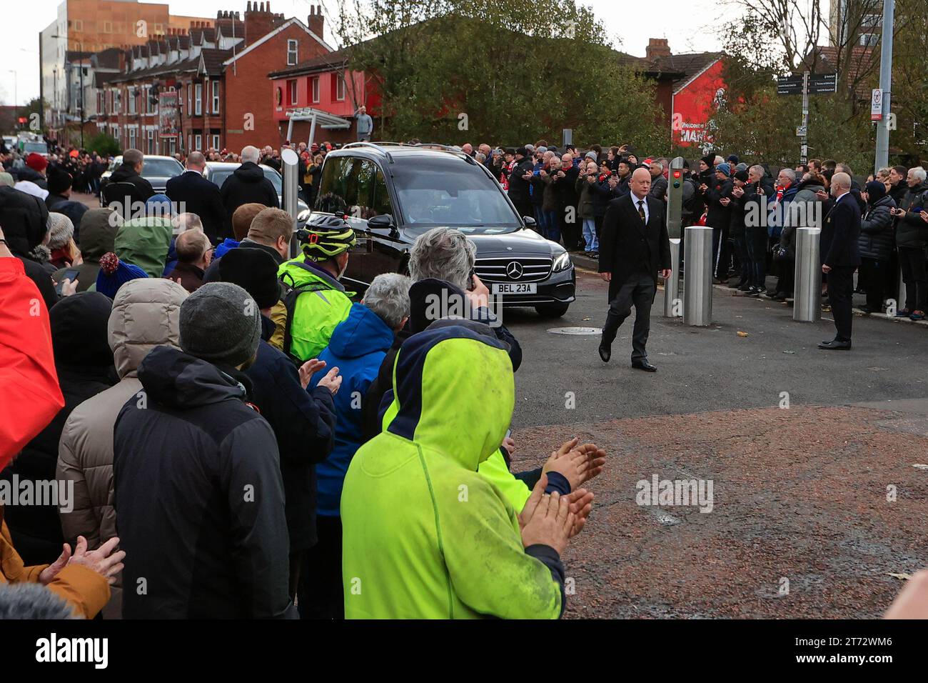 Bobby charltons funeral procession hi-res stock photography and images ...
