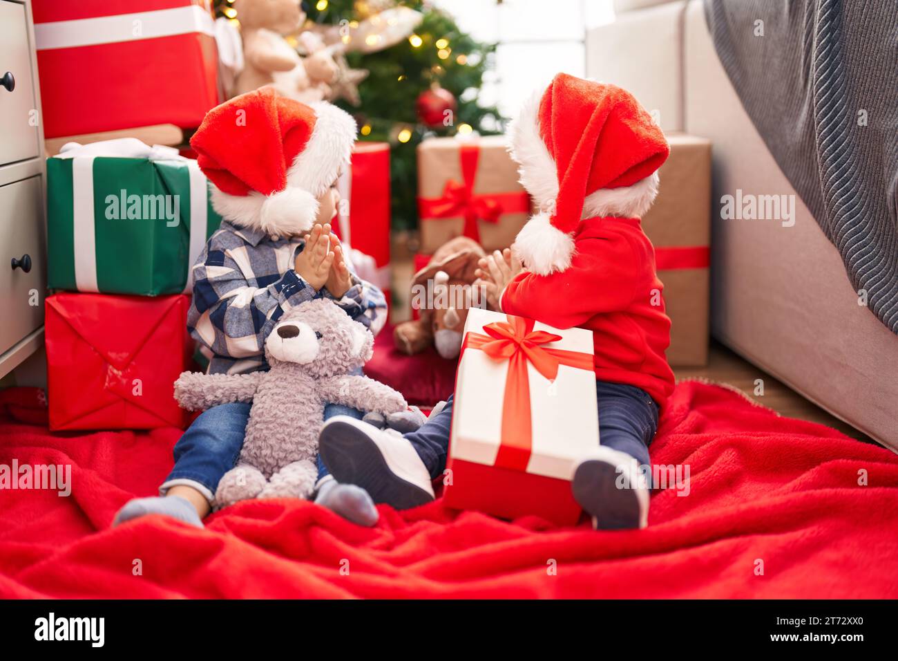 Applause kid clapping hands applauding hi-res stock photography and ...
