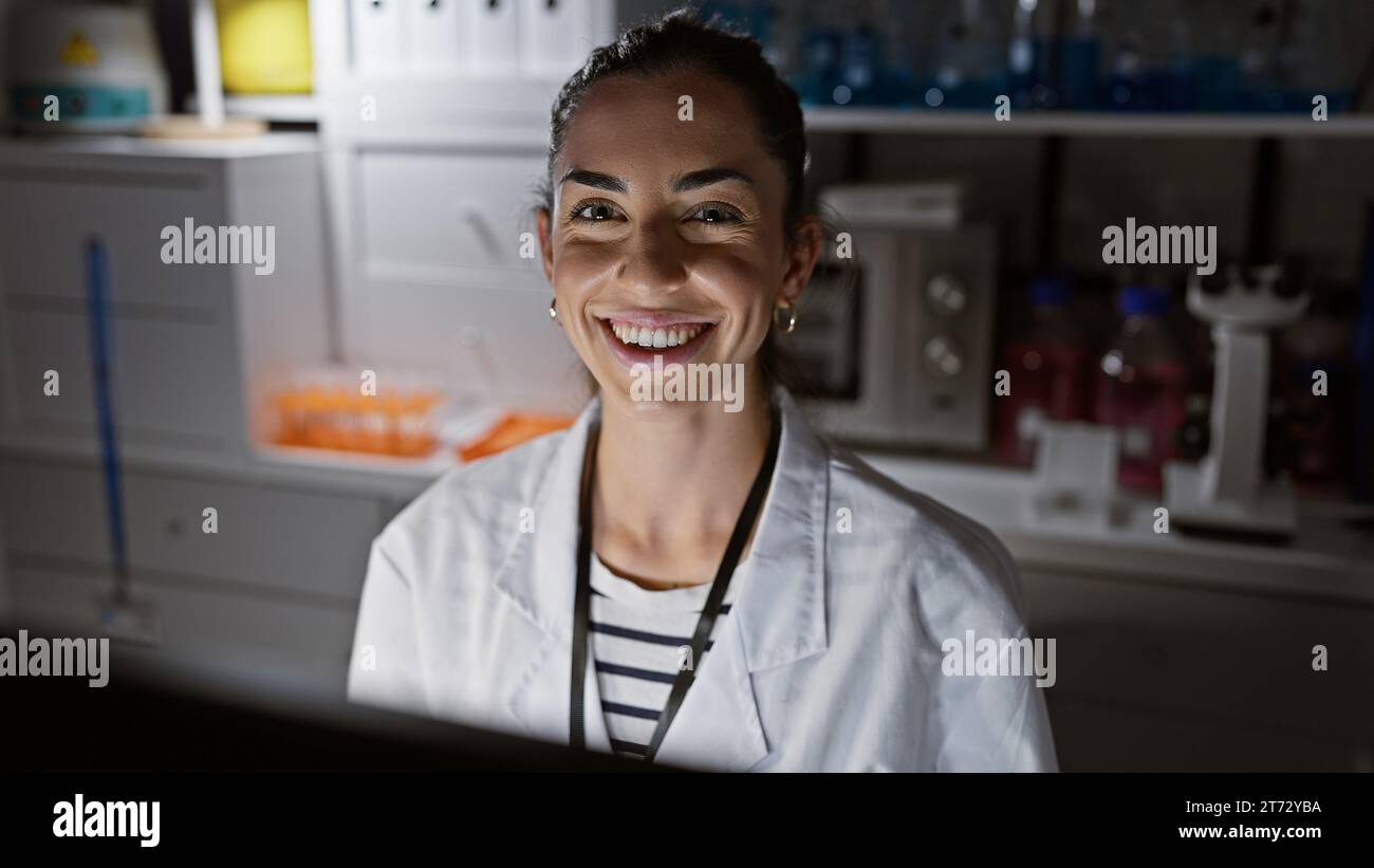 Beautiful woman scientist works hi-res stock photography and images - Alamy