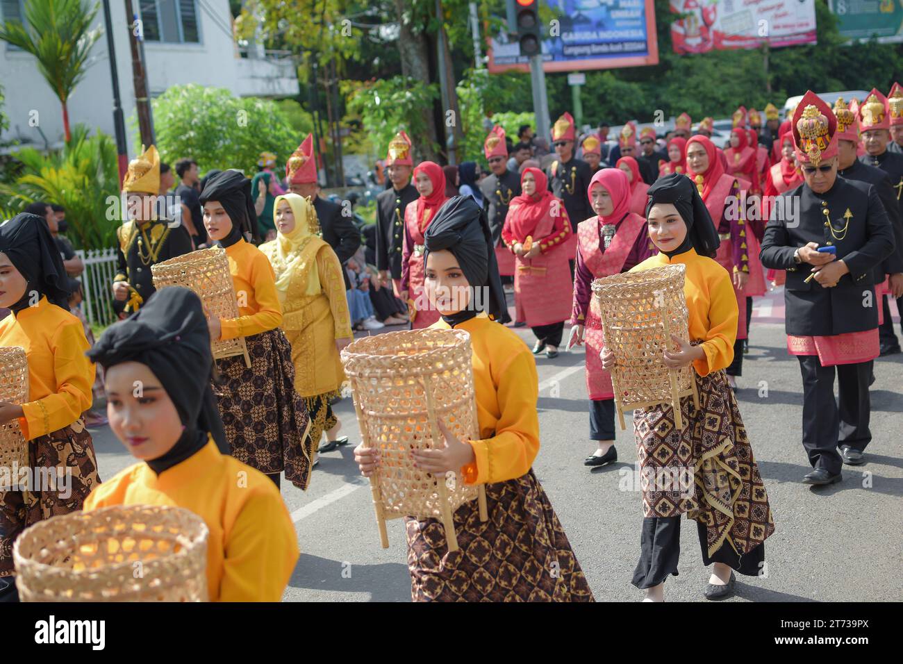 Aceh, Indonesia - November, 2023: Acehnese cultural parade, displaying ...