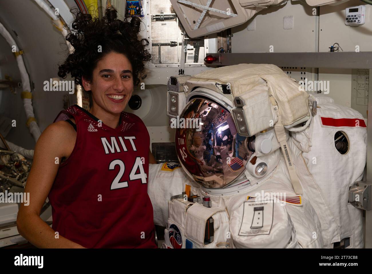 ISS - 03 November 2023 - NASA astronaut and Expedition 70 Flight ...