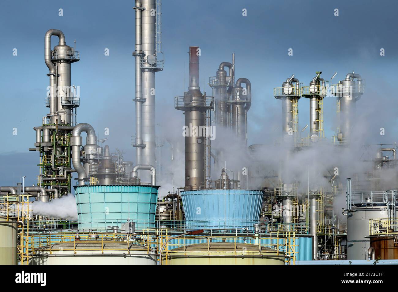 Oberhausen, Nordrhein-Westfalen, Deutschland - Industrieanlage im ...