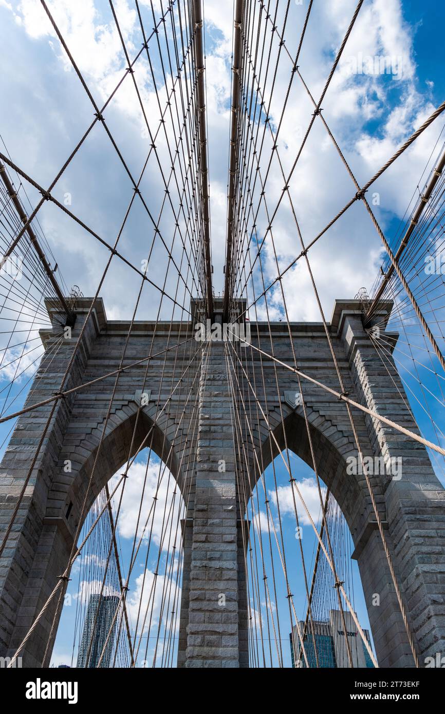 brooklyn bridge in new york. amazing scenery of brooklyn bridge in ...